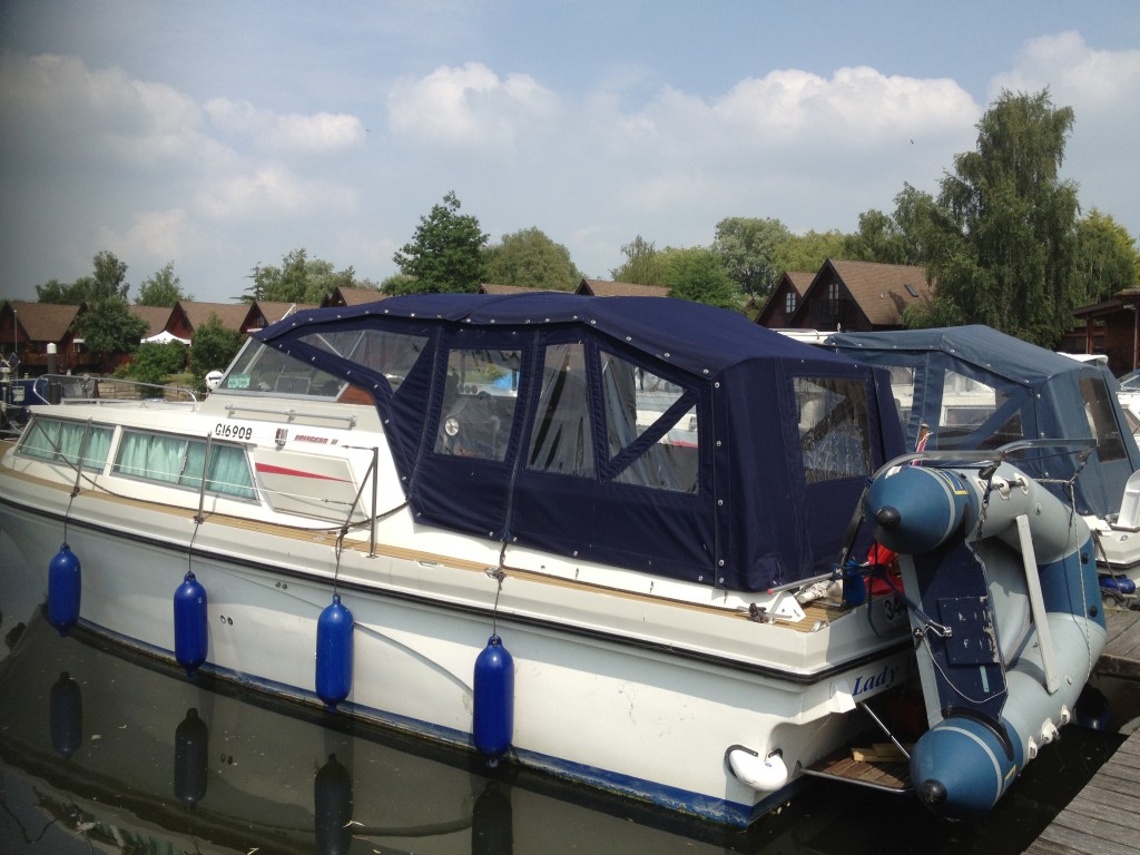 Motor cruisers | A.C. Boat Canopies